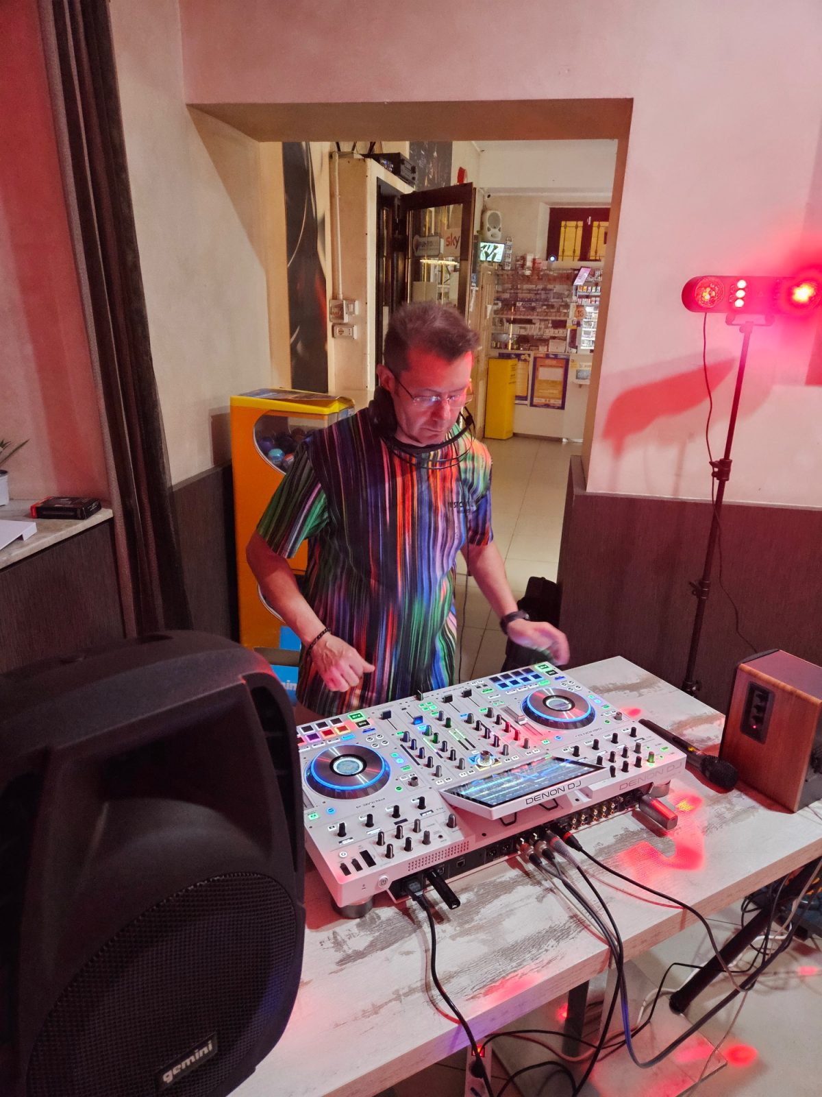 DJ Set: Esperienze Musicali Uniche